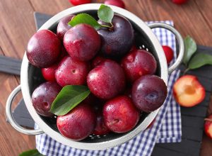 How Can You Detect Plums With Red Inside - Day Nursery